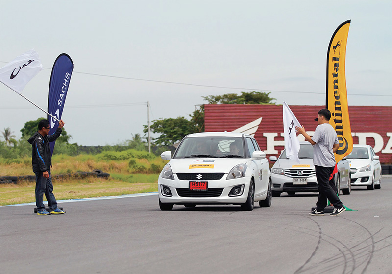 ลูกค้า "เอ็มเอ็มเอสฯ" ปลื้ม อีเวนต์ Save Fun Drive สนุกได้ทักษะขับขี่-