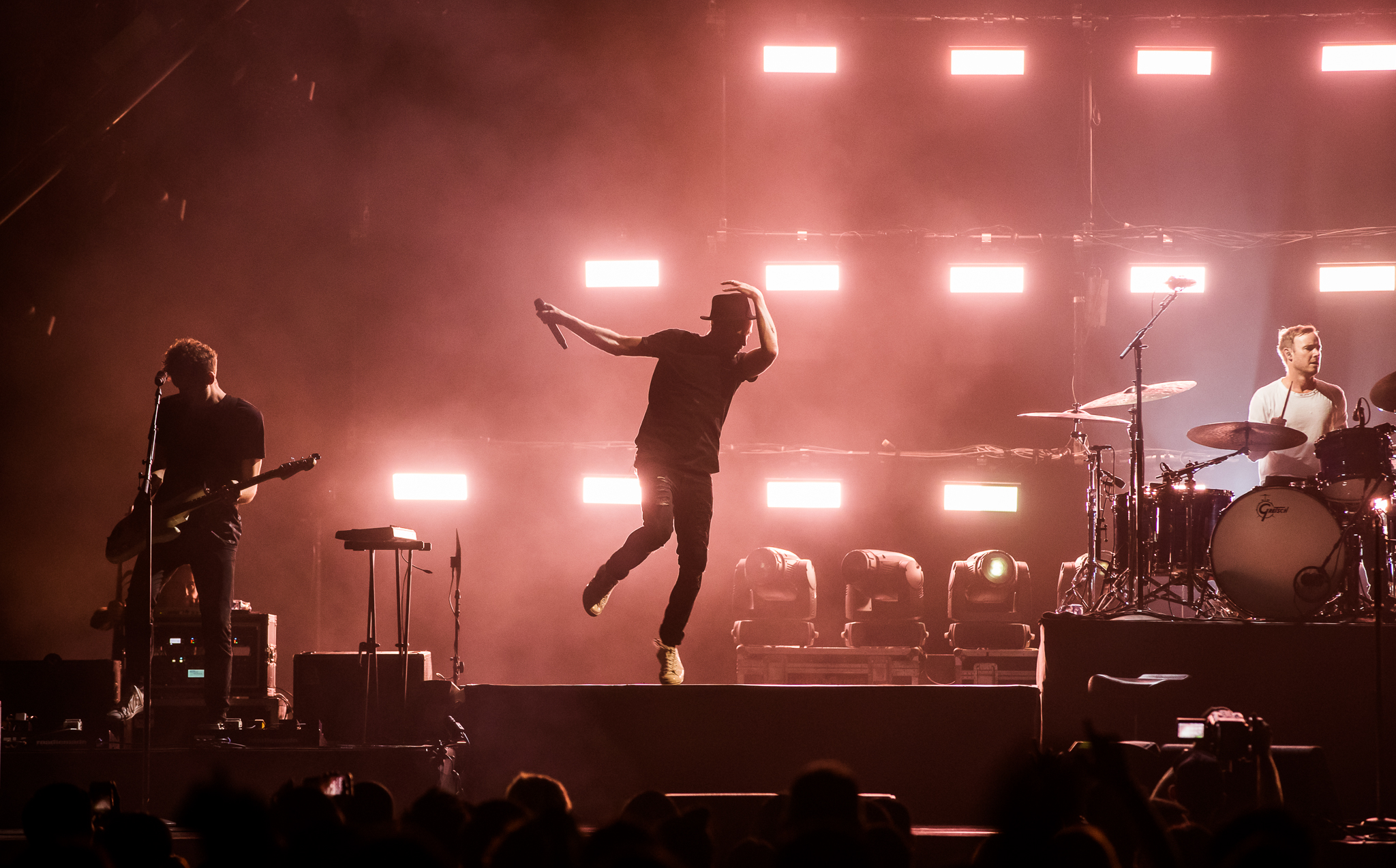 สมการรอคอย! “OneRepublic” จัดเพลงฮิตสร้างความประทับใจเต็มอิ่ม 2 ชั่วโมง