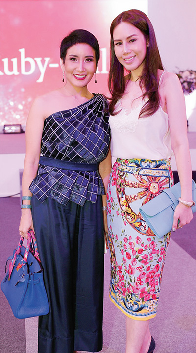 ถูกใจสาวเล็กสาวใหญ่ "Ruby Cell" เซรั่มกระจายละออง-