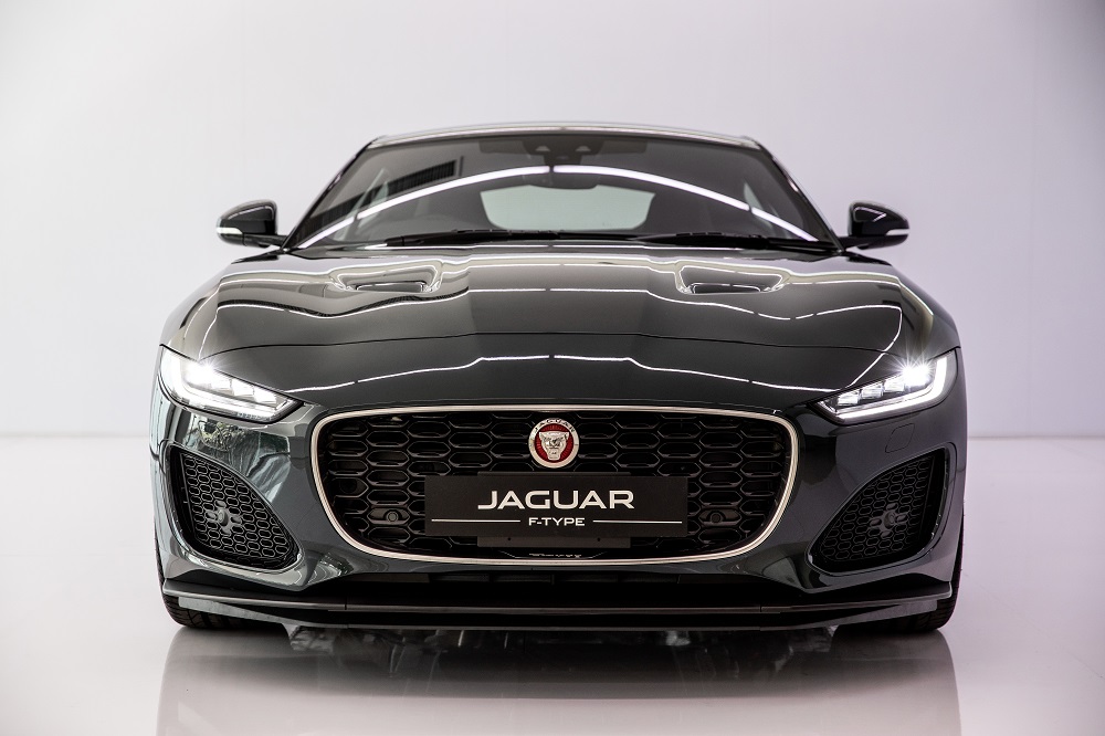 จากัวร์ เอฟ-ไทป์ ดีไซน์เองก็ทำได้