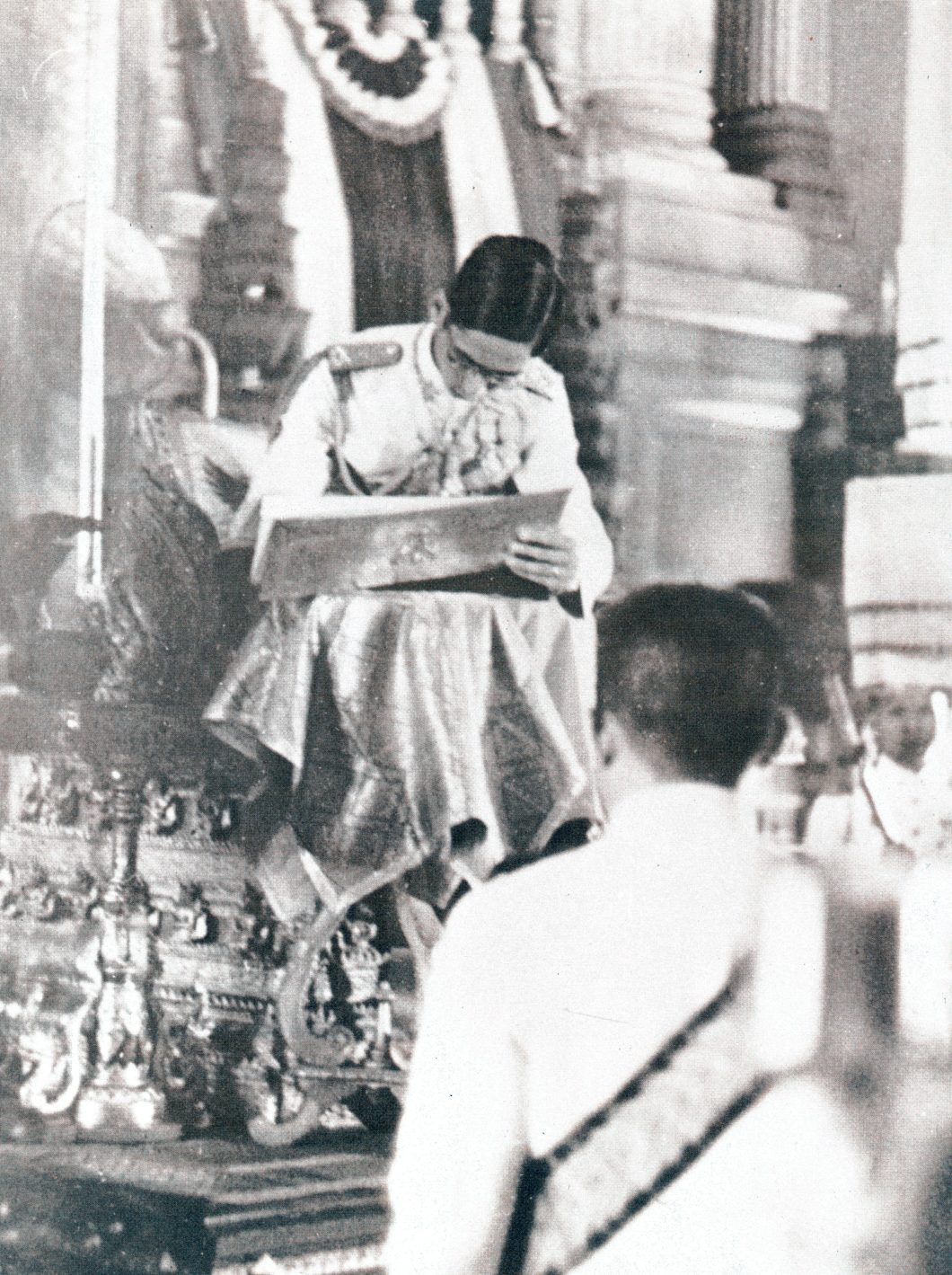 พระราชประวัติ พระบาทสมเด็จพระปรเมนทรมหาอานันทมหิดล รัชกาลที่ 8