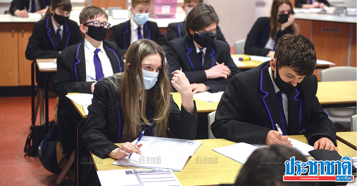 #ล้างหนี้ กยศ. ถอดบทเรียน “อังกฤษ” ยกเลิกเรียนฟรี