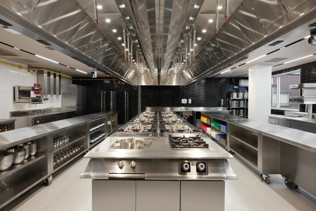 ดุสิตธานี เปิด The Food School สอนทำอาหาร เปิดคลาสเรียน ต.ค.นี้