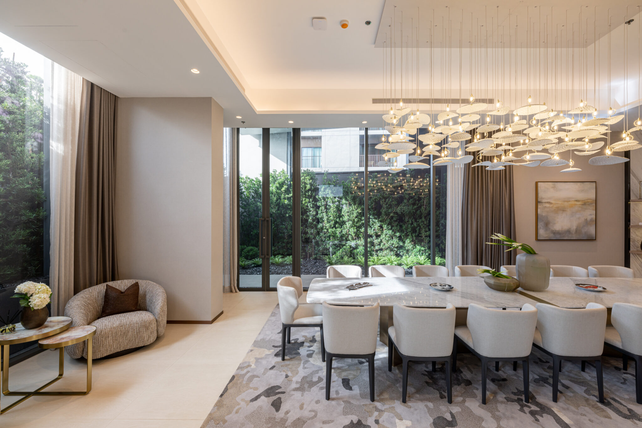 ดิ เอสเทลล์ พร้อมพงษ์ คอนโดฯ สุดหรู 5พันล้าน พร้อมส่งมอบไตรมาส 4