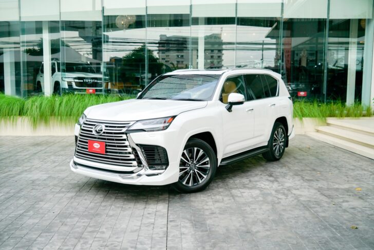 มาแล้ว!! อีตั้น เสริมทัพ SUV หรู LEXUS LX 600 รับรถได้เลย