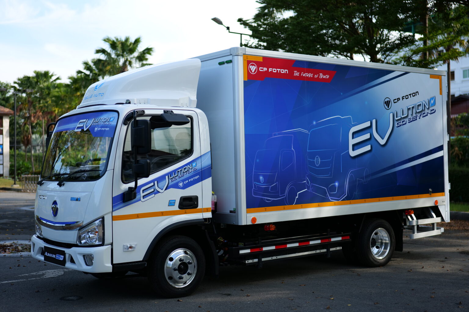 ซีพี โฟตอน ลุยส่งมอบ Aumark iBlue 85 รถบรรทุก 6 ล้ออีวี ธันวาคมนี้