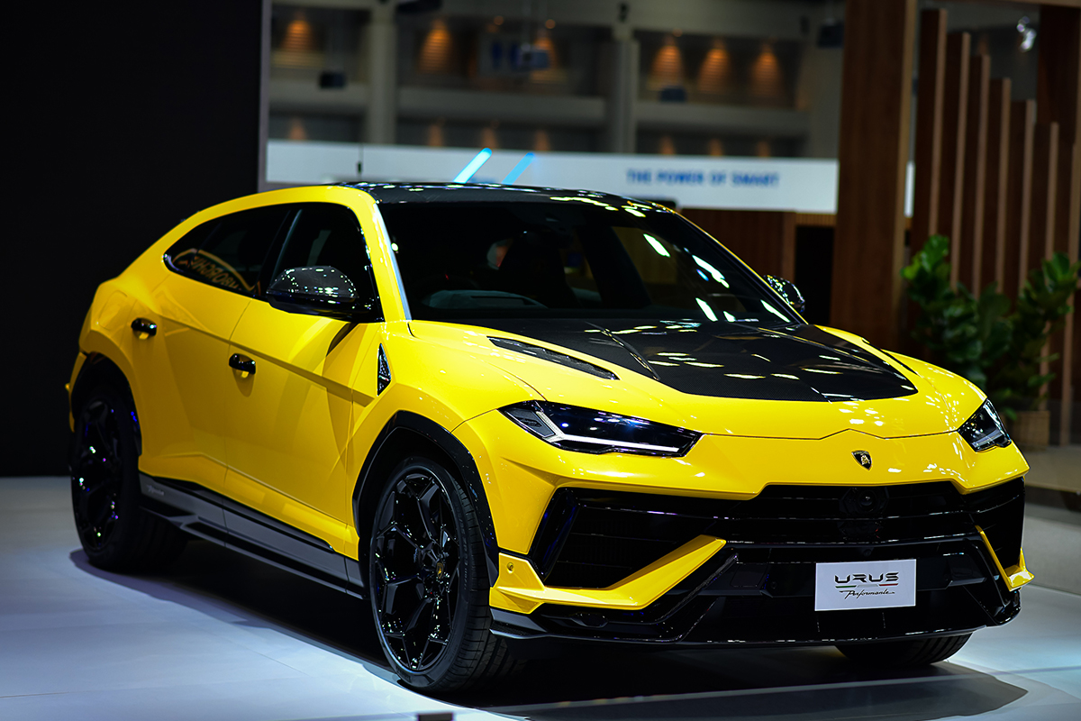 Lamborghini Urus Performante ซูเปอร์เอสยูวี ค่าตัวทะลุ 25 ล้าน