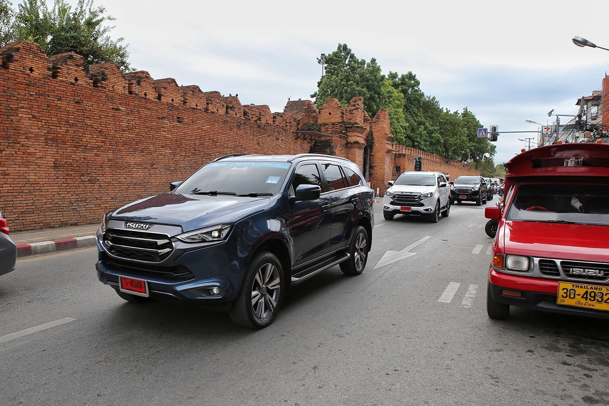 THE NEW MU-X ขับสนุก สุขได้ทุกเส้นทาง