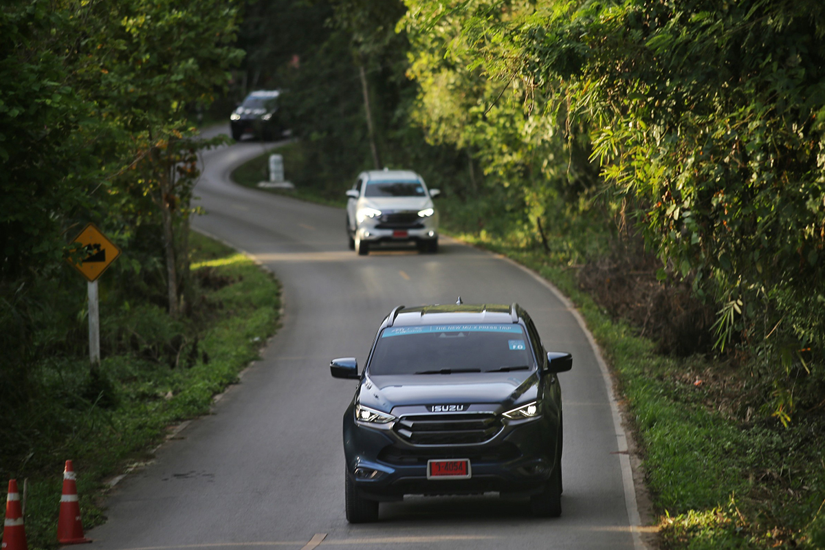 THE NEW MU-X ขับสนุก สุขได้ทุกเส้นทาง