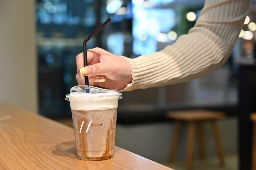 Double Slash จากเครื่องหมายจดบันทึก สู่ร้านกาแฟสุดเรียบง่าย ที่ ICS