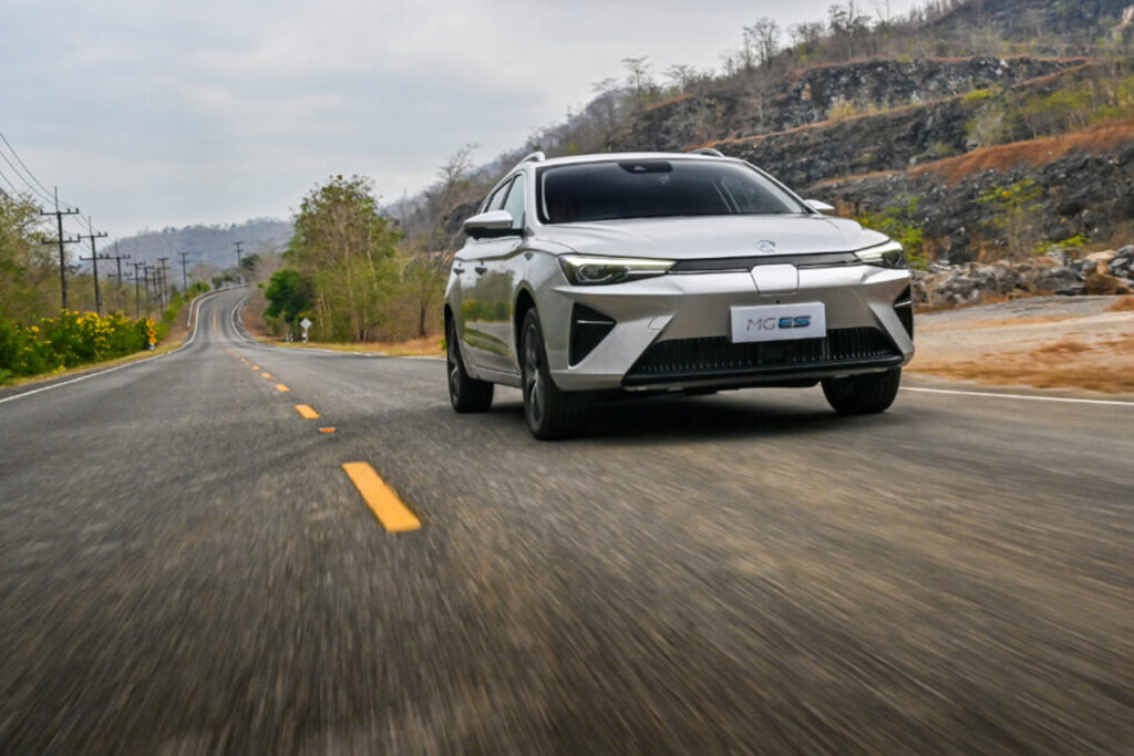 มาอีกรุ่น NEW MG ES (EV) สเตชั่นแวกอน สุดหรู วิ่งไกล 412 กม.