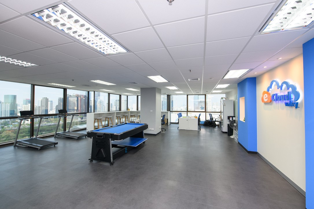 บุกออฟฟิศองค์กรคนรุ่นใหม่ “eCloudvalley” ผู้ให้บริการ Cloud Managed Service ระดับโลก
