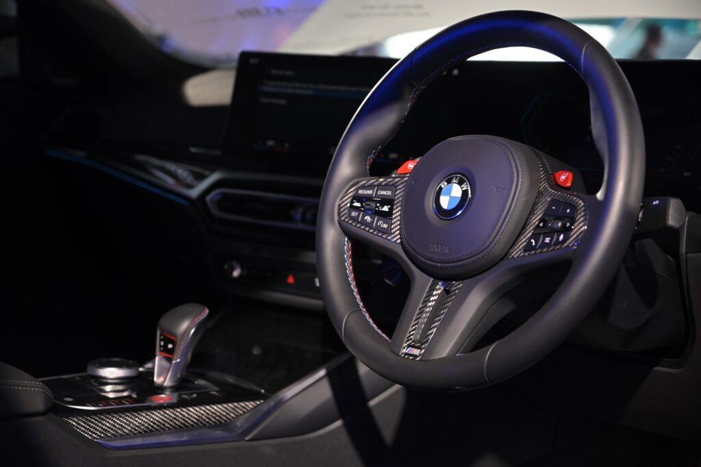 มิลเลนเนียม อัดแคมเปญโหดปลุกยนตรกรรม "M Power-M Performance"