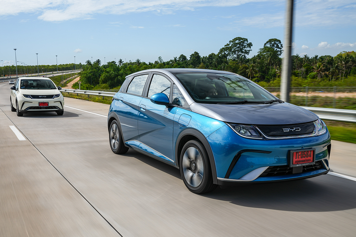 “ปิกอัพ-เก๋ง” ญี่ปุ่นทรุด สวนทางรถ EV จีนโตฉลุย