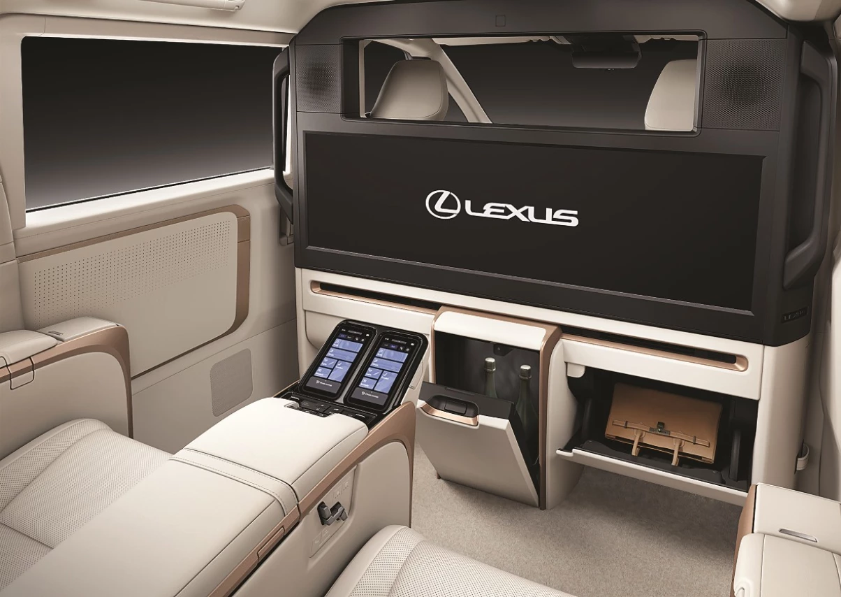เปิดสเป็กรถนายกฯเศรษฐา "LEXUS LM" หรูหราระดับ First Class
