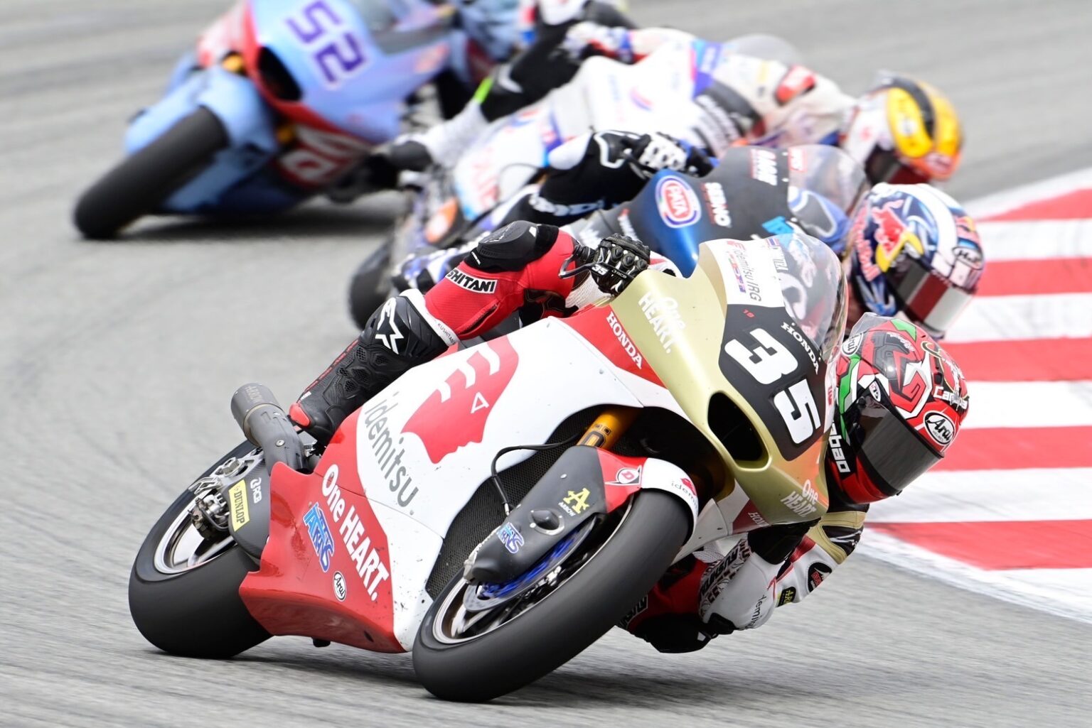 “ก้อง-สมเกียรติ” เข้าเส้นชัยอันดับ 14 ในโมโตทู สนามที่ 11