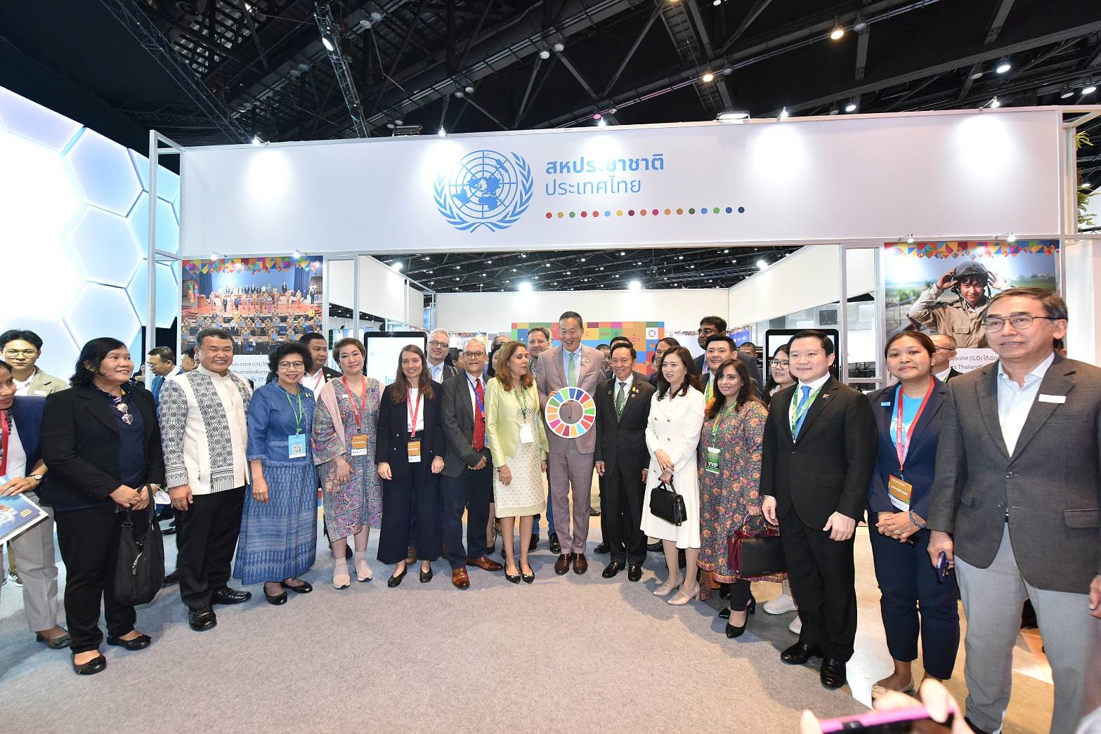 นายกฯ ร่วมชมงาน SX2023 หนุนแนวคิด “พอเพียง ยั่งยืน เพื่อโลก”