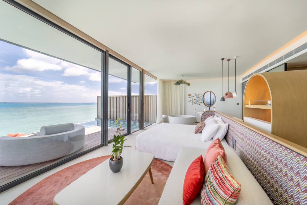 โซ/มัลดีฟส์ (SO/ Maldives) รีสอร์ตดีไซน์แสนเก๋