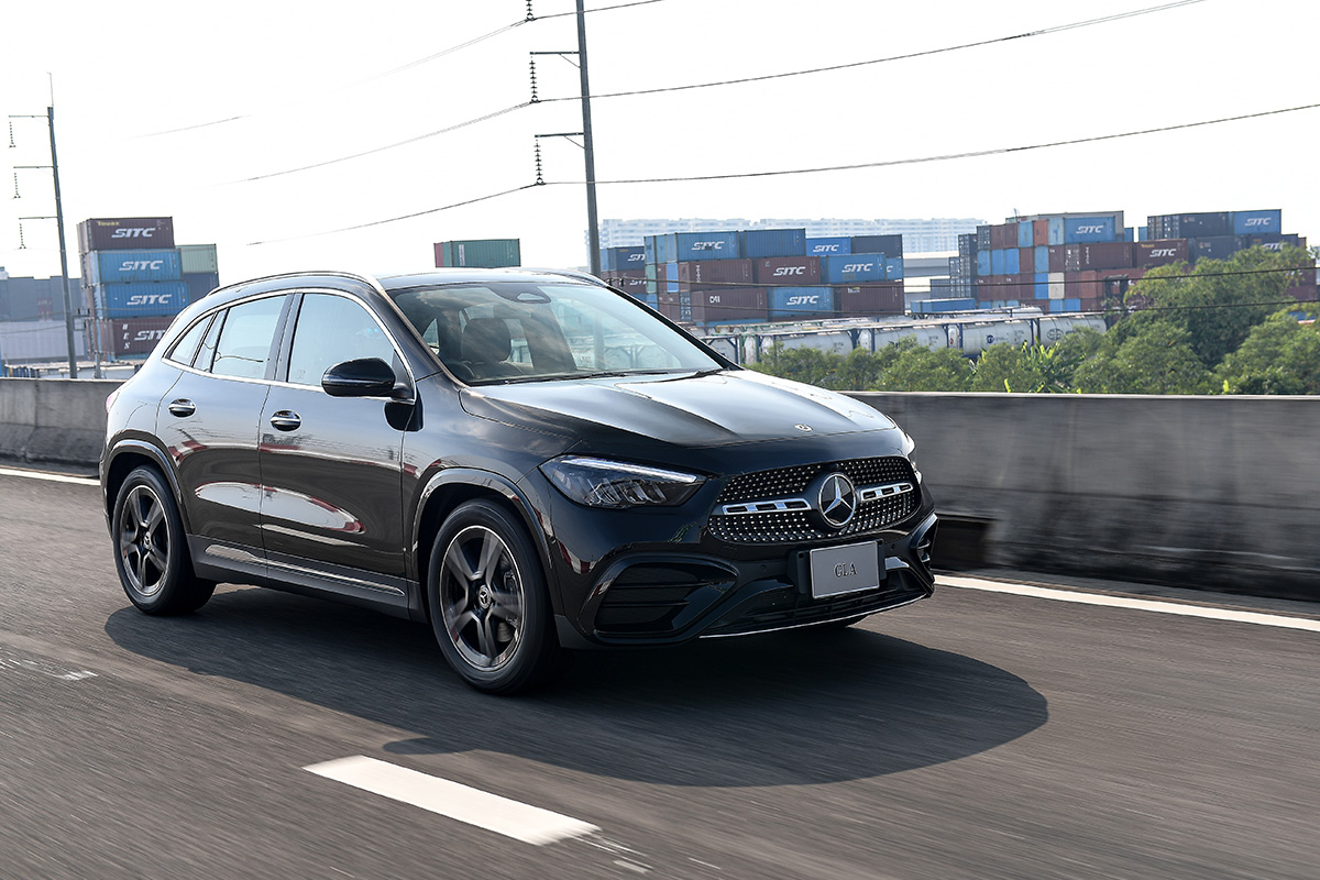 GLA 200 AMG เอสยูวี ไซซ์เล็ก ดุดัน กะทัดรัด