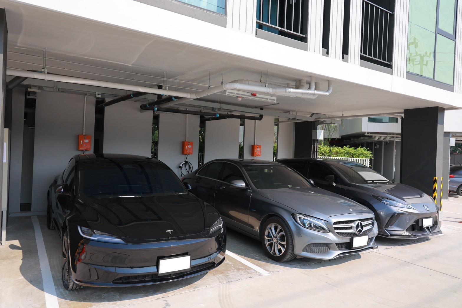 ASW ผนึก MEA ติดตั้งอีวีชาร์จเจอร์ รับเทรนด์รถไฟฟ้า EV ประเดิมในคอนโด “แอทโมซ โอเอซิส อ่อนนุช”