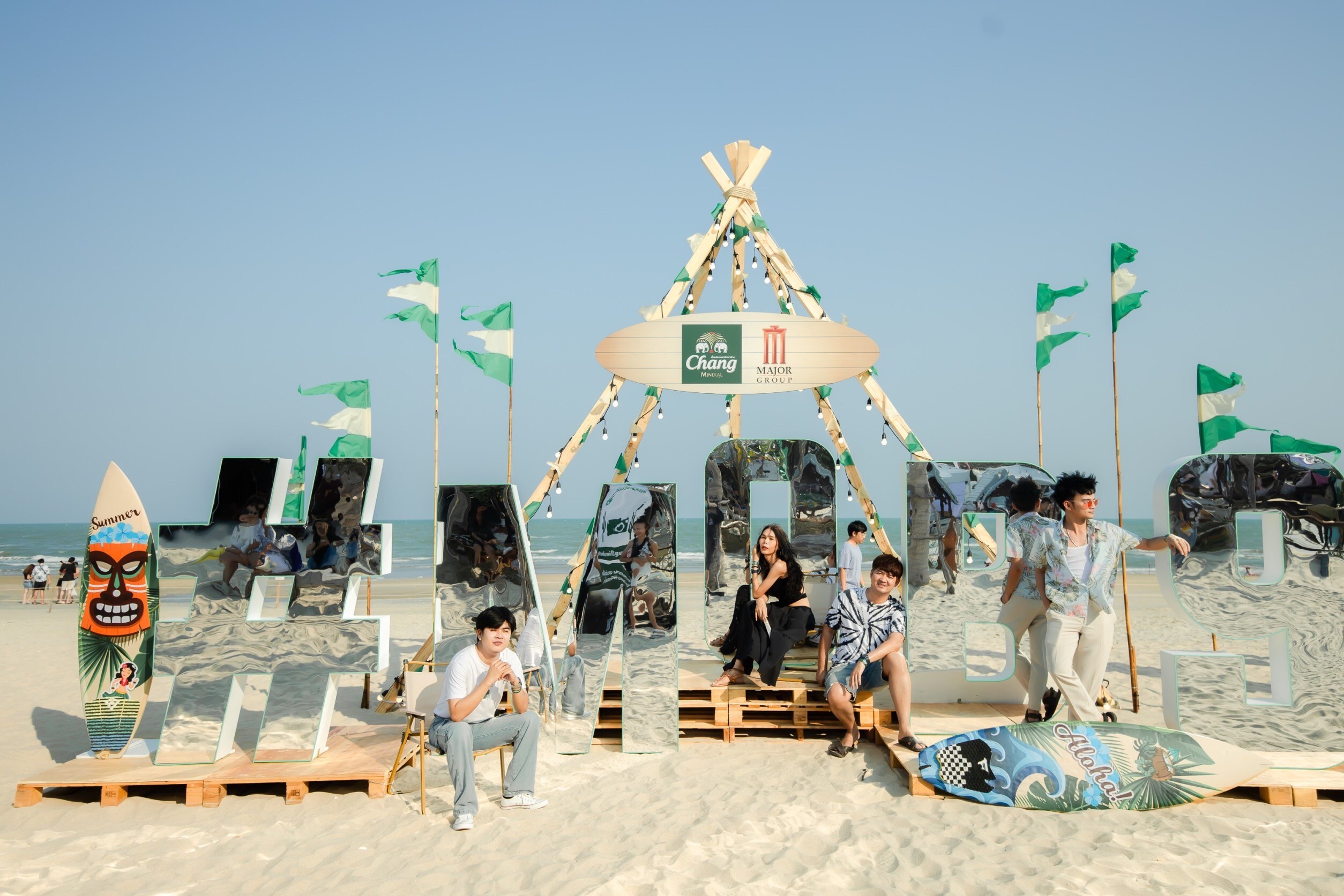 “Movie On The Beach ครั้งที่ 9” ตอน...ยกเพื่อนขึ้นบก ปักหมุดดูหนังแบบยก ...