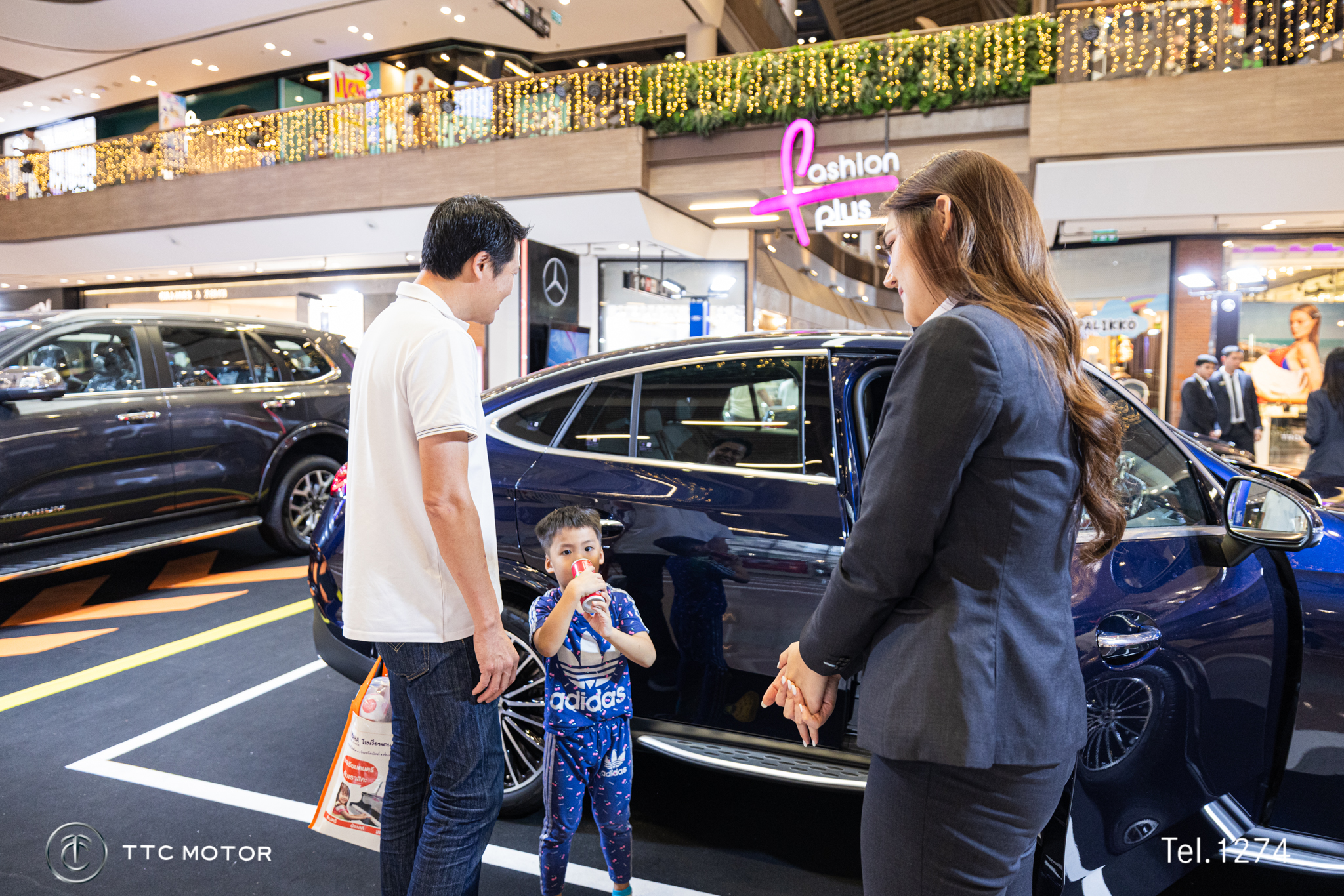 เบนซ์ TTC จัดกิจกรรม Summer Drive Event เอาใจสาย Art Toy
