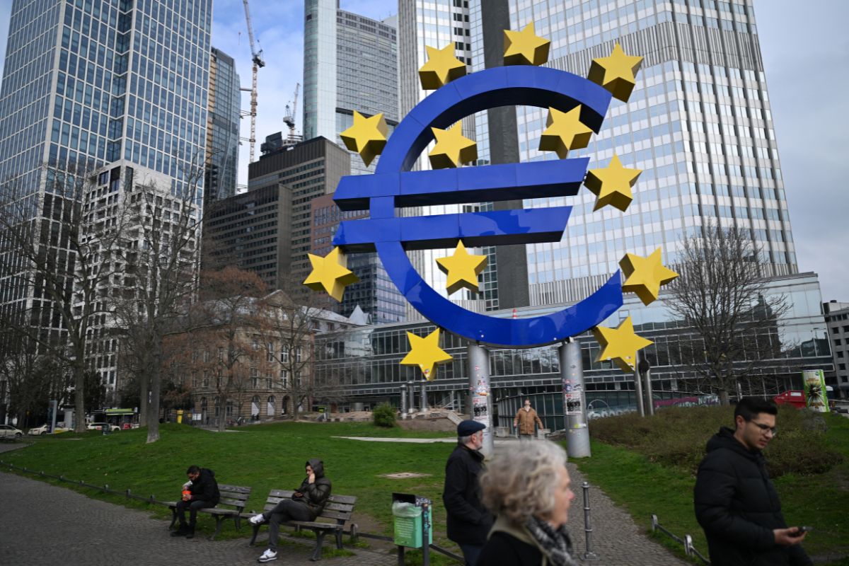 ECB ลดดอกเบี้ย ขณะตลาดจับตาตัวเลขตลาดแรงงานสหรัฐ