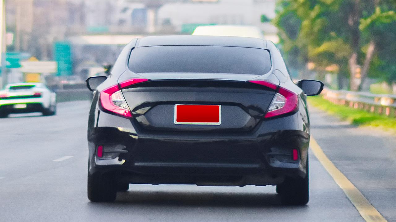 เช็คเบี้ยประกันรถยนต์อย่างไร ถึงจะคุ้มครองรถป้ายแดงได้ดีที่สุด