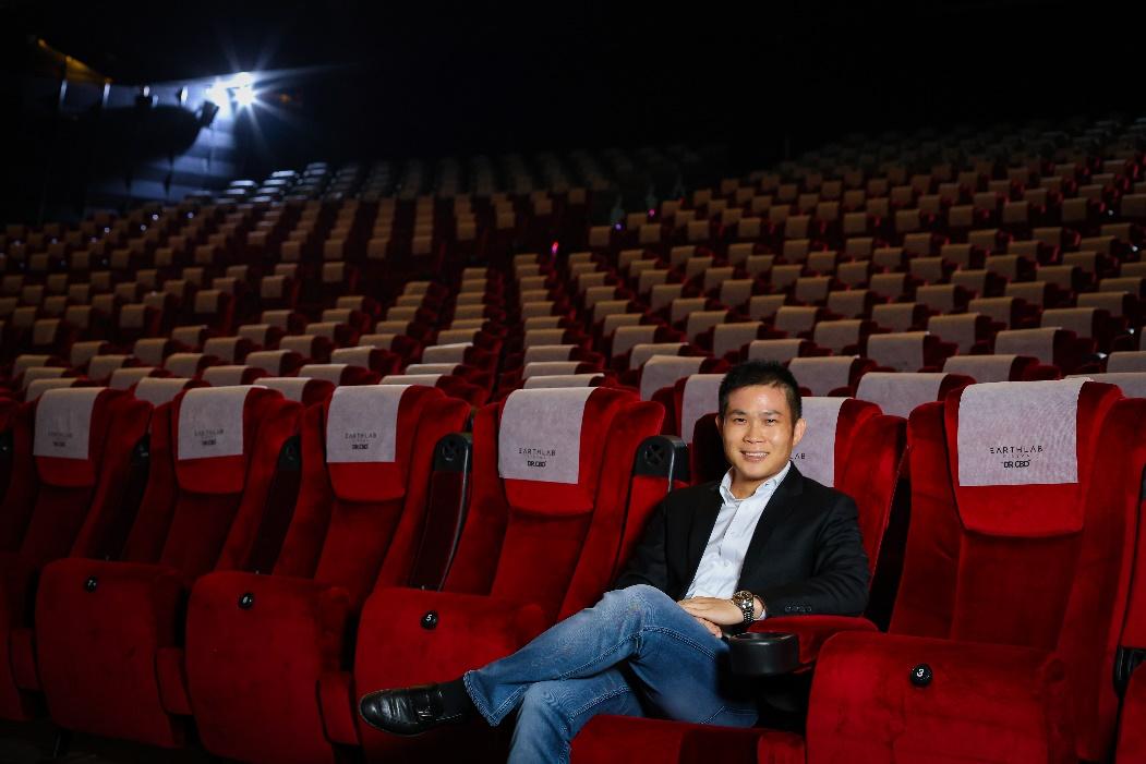 ภานุวัจน์ ทองร่มโพธิ์ ทายาทรุ่นที่ 3 SF Cinema