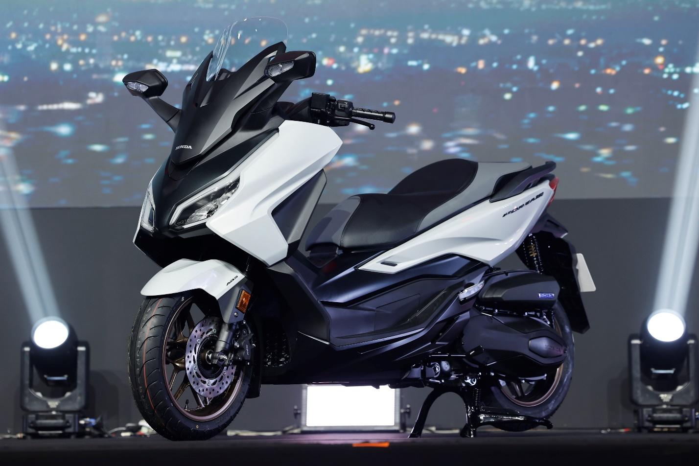 ‘New Honda FORZA350’ RoadSync สีใหม่ เปิดจองออนไลน์