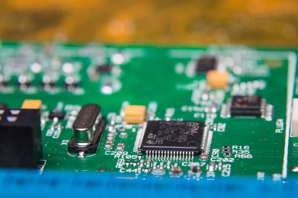 เจาะความสำคัญ "PCB" หัวใจหลัก "คอมพิวเตอร์-สื่อสาร-รถ EV"