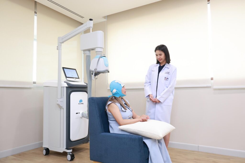 BMHH พร้อมเปิดนวัตกรรมทางเลือกใหม่ dTMS รักษาโรคซึมเศร้า