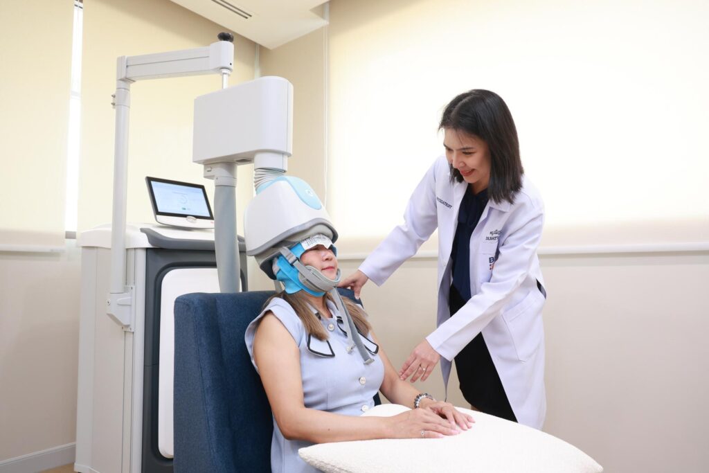 BMHH พร้อมเปิดนวัตกรรมทางเลือกใหม่ dTMS รักษาโรคซึมเศร้า