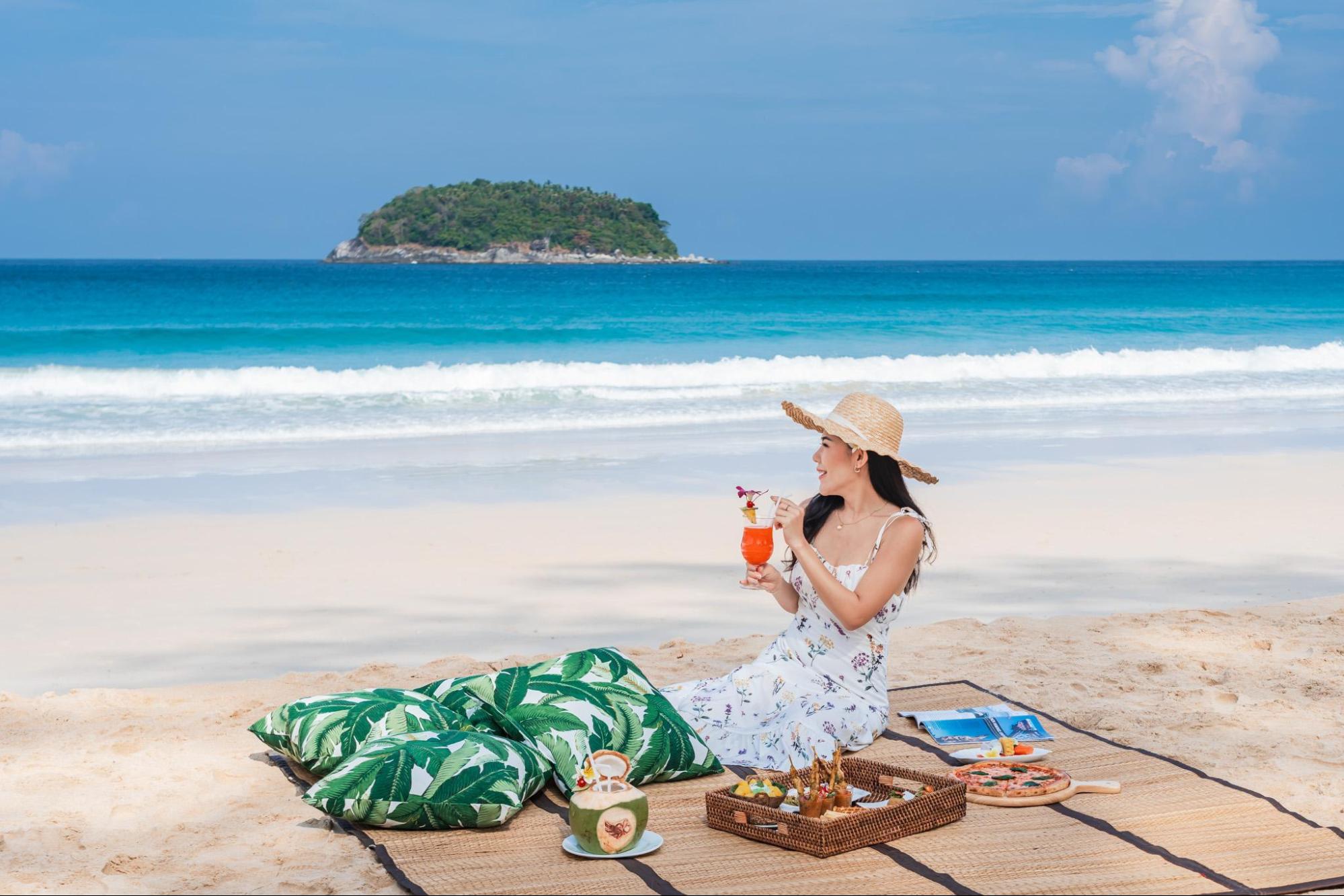 เช็คอินเสน่ห์ทะเลใต้ หาดกะตะเสน่ห์แห่งท้องทะเลภูเก็ต ที่คุณต้องไปสัมผัส