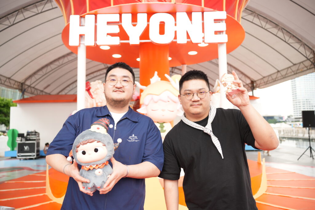 'HEYONE' พาเจ้ามีมี่น้อยอาร์ตทอยสุดฮิตอวดโฉมกลางไอคอนสยาม
